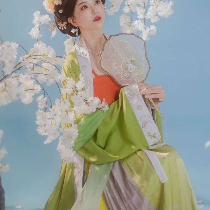 鲸云漫游_云电脑云游戏平台_手机电脑畅玩3A大作